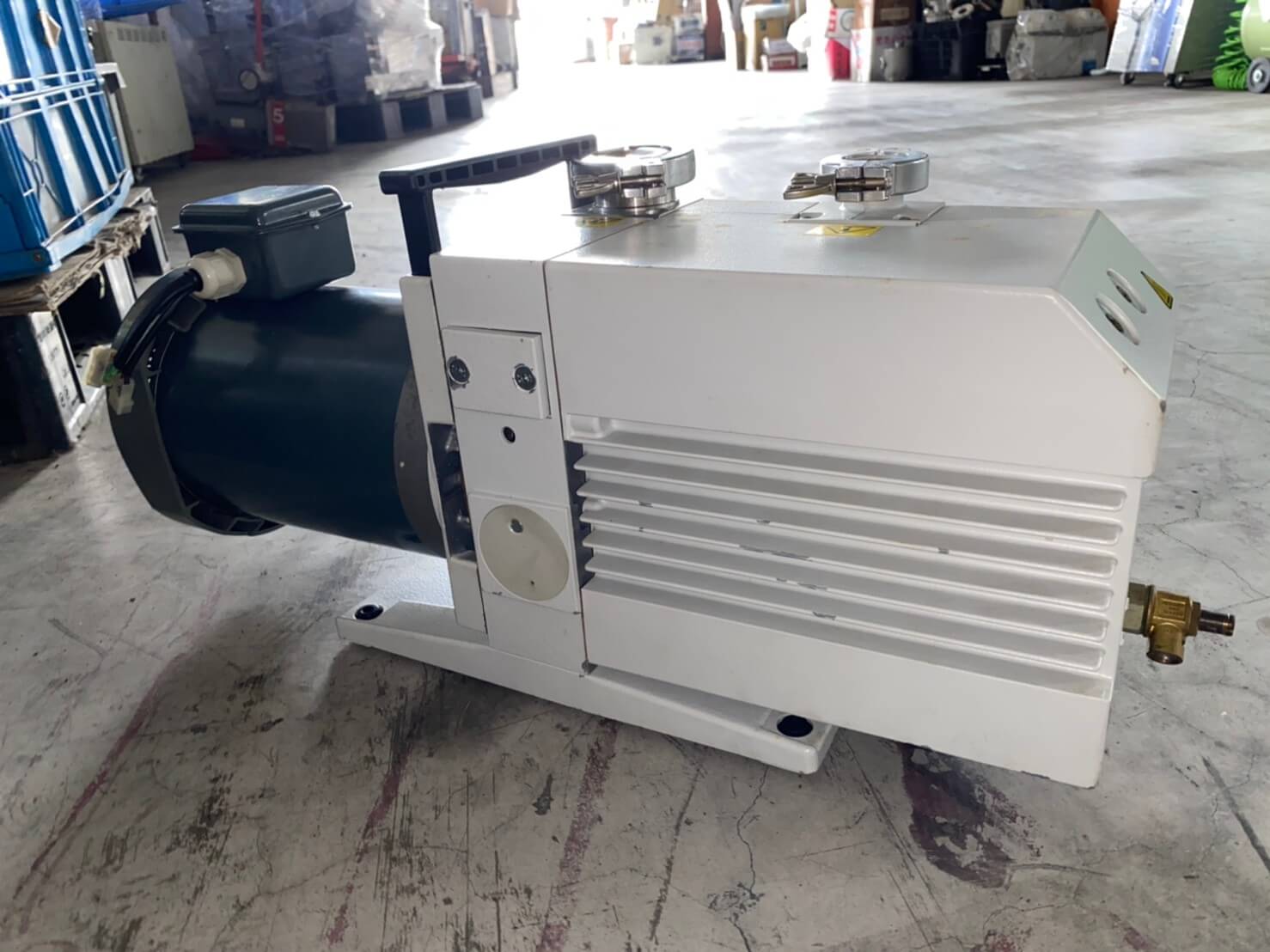 Leybold D25B Rotary Pump-茂塏科技有限公司的產品專區